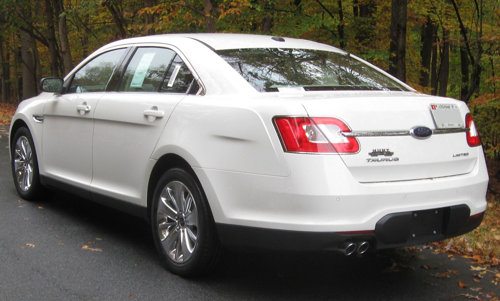 Ford Taurus technical specifications and fuel economy
